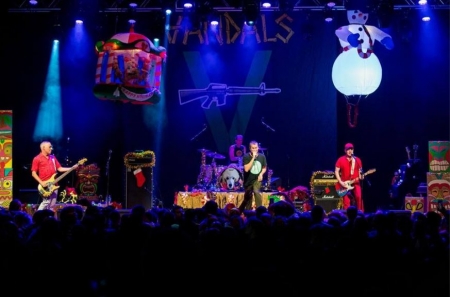 The Vandals - M&M Group Entertainment